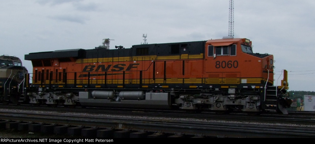 BNSF 8060